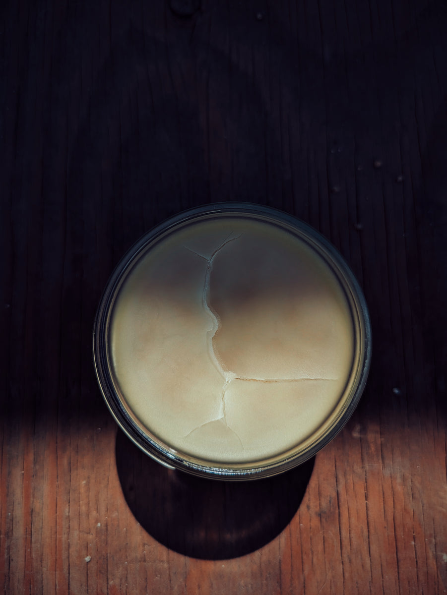 Borneo Camphor Soliflore. natural perfume. Single note Dryobalanops ar ...